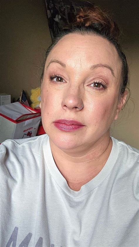 Check Out My Live For Tips On Aging Skin Makeup Aging Skin Makeup