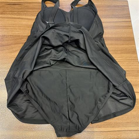 قیمت و خرید مایو زنانه اسمارا مدل دامن دار کد 12028791