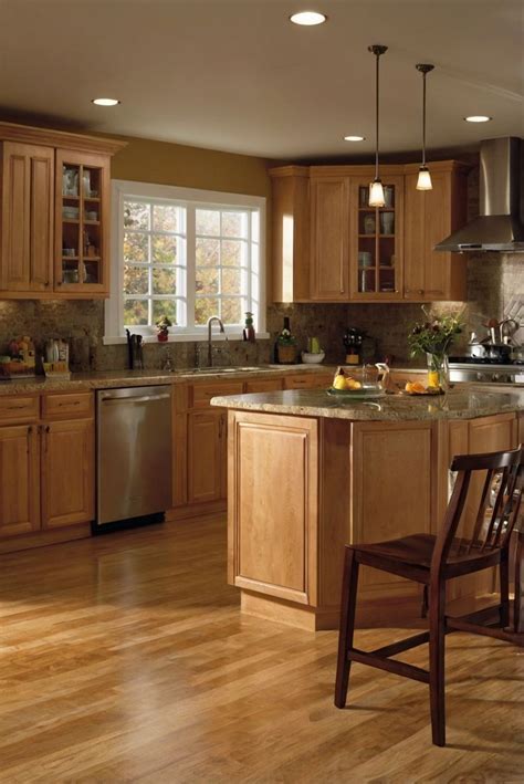 Creative Ideas For Kitchens With Honey Maple Cabinets