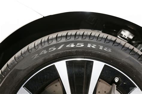 Mercedes Benz E Class Phev Photo