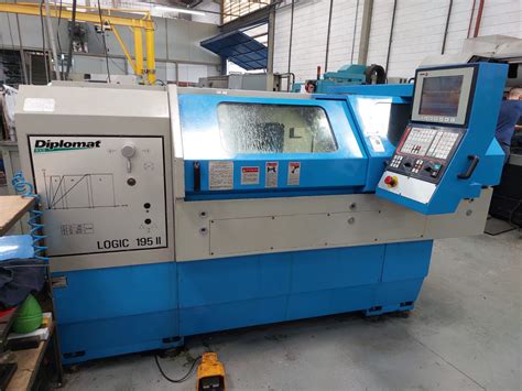 Torno Cnc Nardini Logic 195 Ll Ano 2000 Operatrix