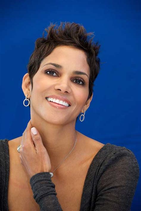 Halle Berry Pixie Haircuts Pixie Cut Haircut For