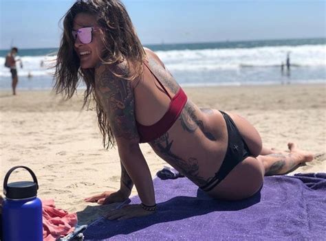 Irresistible Tanning On The Beach Porn Pic Eporner Irresistible Tanning On The Beach Porn Pic Eporner