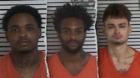 Louisiana Manhunt Continues For Escaped Inmate After Dramatic Jailbreak