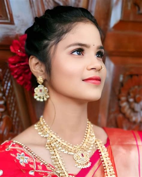 Bhavnamakeovers7 • Instagram Photos And Videos