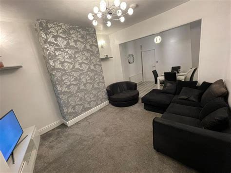 Cheerful 2 Bedroom Holiday Home Apartment In East Yorkshire Yorkshire