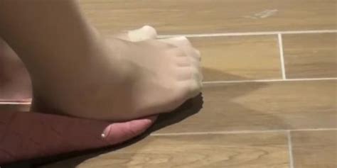 Candid Nylon Feet Toeclamp In Library