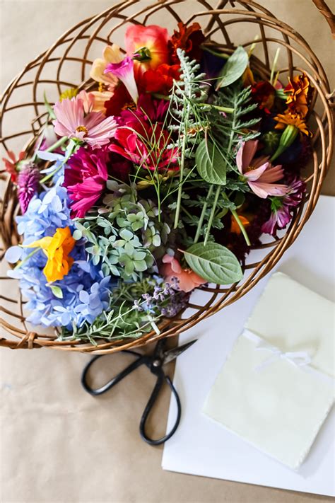 Diy Floral Ideas Crafting With The Flower Pounding Technique Cottage