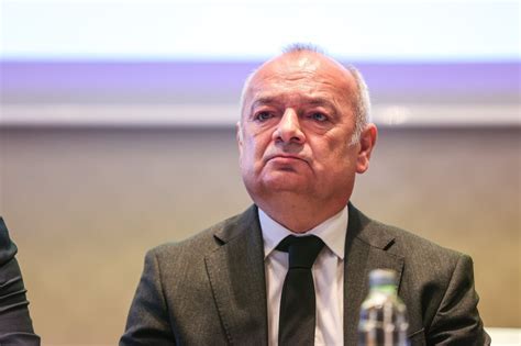 Ključan čovjek Mirovinskih Fondova Odlazi Nakon 24 Godine Povlači Se Dubravko Štimac Tportal