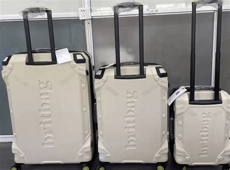 Britbag Luggage Review Durable Lightweight British Style 2026 Emaybag