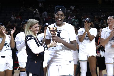 Jonquel Jones Wins Commissioners Cup Mvp As Liberty Take Down Aces