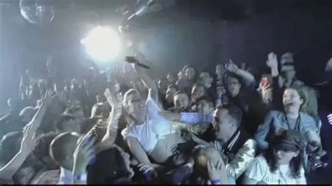 Lady Gaga Diving Into The Crowd And Giving The Best View Scrolller