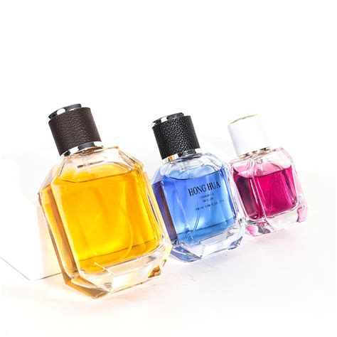 Unique Perfume Bottles 50ml Spray Bottle Crimp 100ml Perfume Bottle With Box