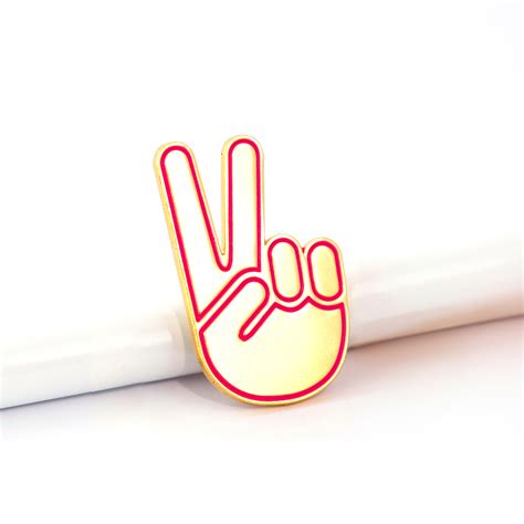 Magnetic Pin Gold Focp