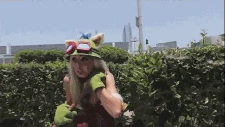 Download Woman Cosplay 