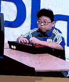  Su Button Mashing Game Tenor