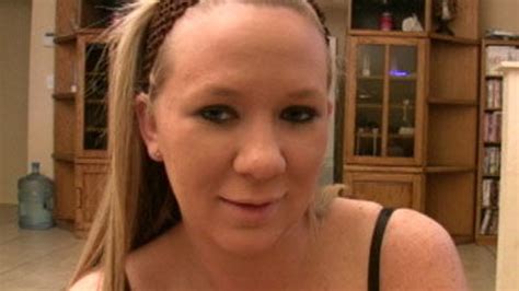 Oh My Milf She Can Bob On That Knob Like Corn On The Cob 6 Homemade Custom Videos Real