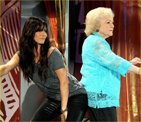 Sandra Bullock And Betty White Tca Backside Buddies Photo 2472149