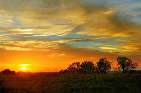 2014 Fall Equinox Sunset 1 This Picture Taken In Ne Kansa Flickr