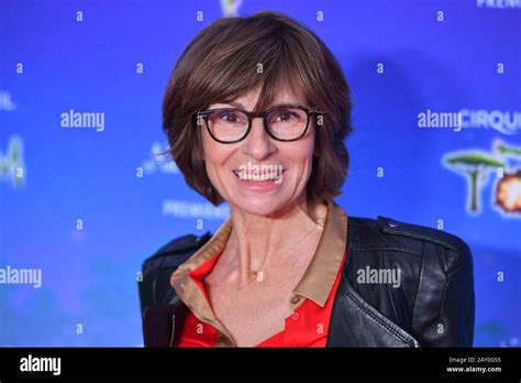 Maria Bachmann Actress Single Image Cut Single Motif Portrait Portrait Portrait Red