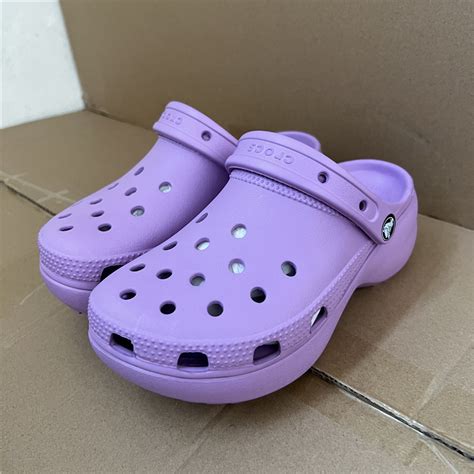 Platform Cloud Crocs Krokodil Goodsagent