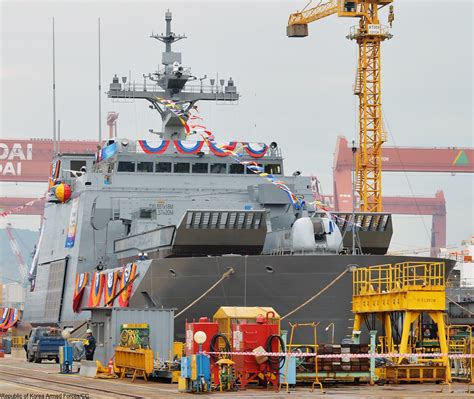 Cheon Wang Bong Class Tank Landing Ship Lst Korean Navy Rokn