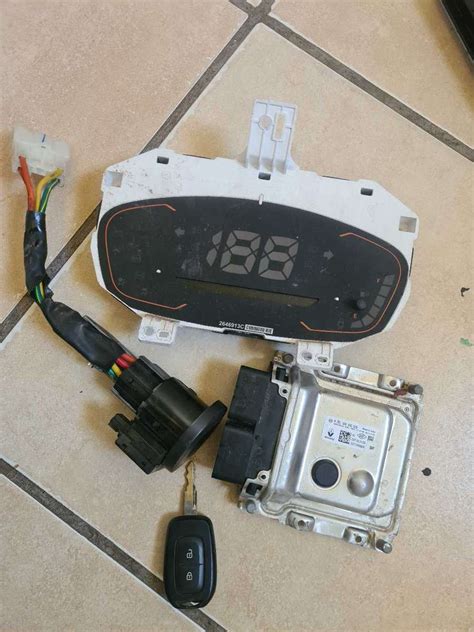 Engines Renault Kwid Computer Box Was Listed For 450000 On 10 Nov At 2346 By Bluetec Autos