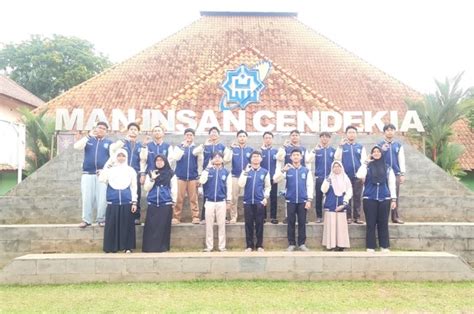 Kepala Man Ic Serpong Lepas Delegasi Man Ic Serpong Menuju Final Osn Dan Ai