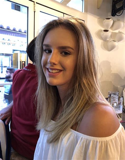 Annabel Wright Inquest Schoolgirl Took Her Own Life After Being Given Powerful Acne Drug