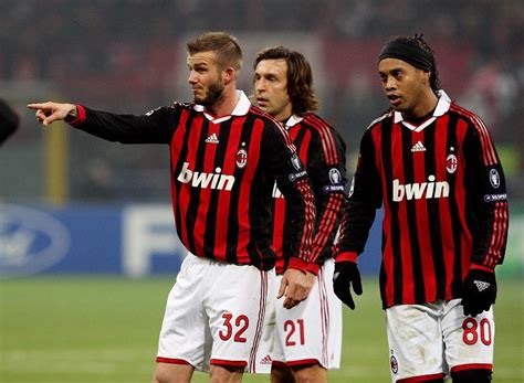 ركلة حرة للميلان من بيكهام رونالدينهو وبيرلو الى توموري جيرو وكرونيتش ولله يا هو سوء مُنقلب