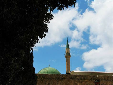 חגים מבפנים Open Holidays من قلب الاعياد דר אנואר בן בדיס הוא בלשן