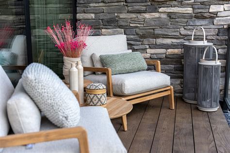 Speelse Droomtuin Aan Het Water Best Interiors