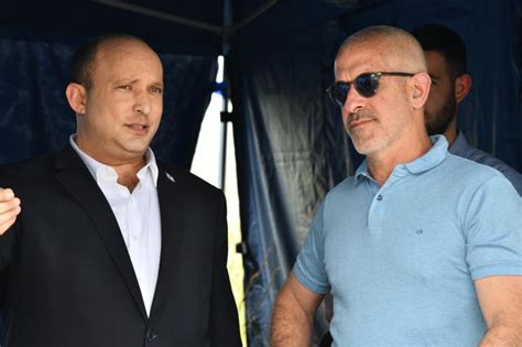 בצל גל הטרור בנט שוחח עם מלך ירדן והודה לו על גינוי הפיגועים חדשות מעריב