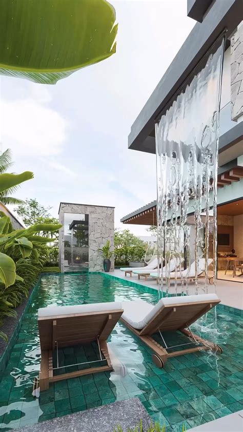 Modern Outdoor Swimming Pool Design