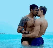 Gay Men Kissing S Tenor
