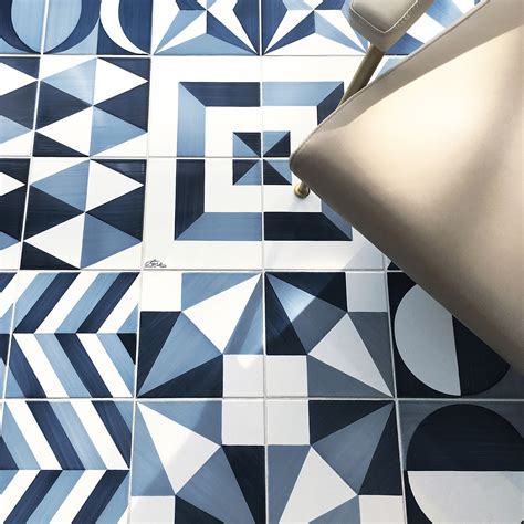 Set Of 25 Tiles Blu Ponti Decoration Type 16 By Gio Ponti Idée Salle