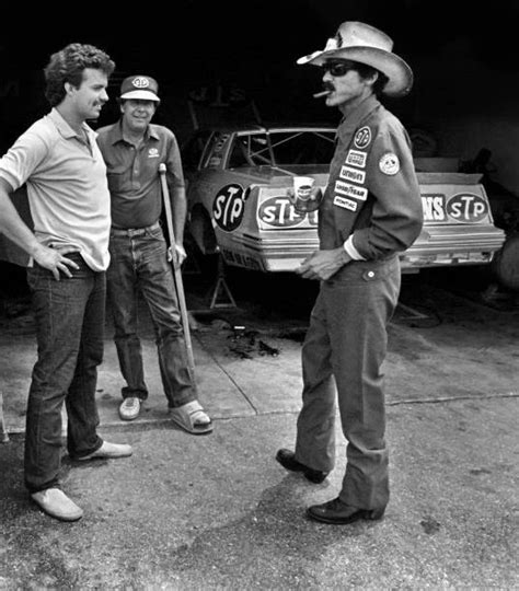 Richard Petty Talks With His Son Kyle Petty In The Speedway 1984 Old
