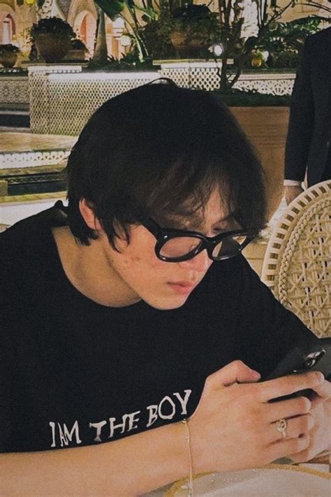 Bf Material Fotografi Teman Sejarah Korea Gambar Pacar