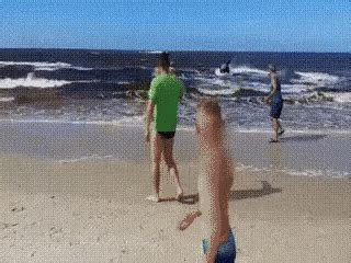Find And Share On Giphy