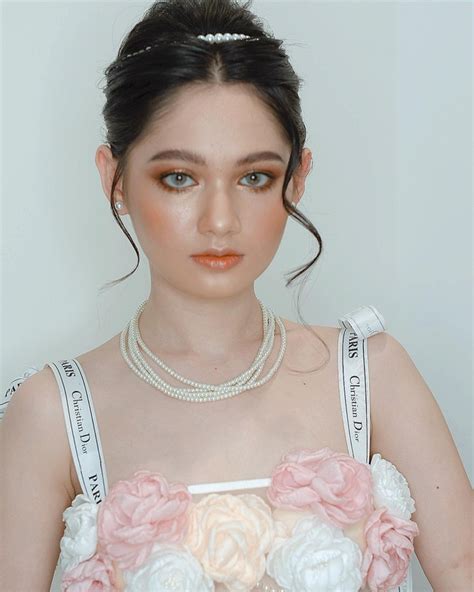 មកស្គាល់តារាខ្មែរ កូនកាត់បរទេសទាំង៥រូប កំពុងមានឈ្មោះបោះសម្លេង នៅលើវិថីសិល្បៈ Khmerload