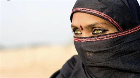 Rajput Woman In Rajasthan Thar Dessert India Rhumanporn