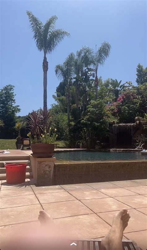 Aaron Maternowskis Feet