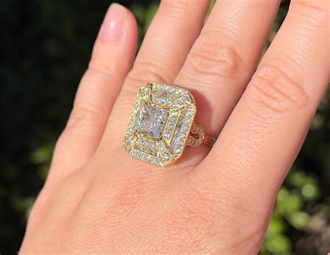Important Diamond Ring 3 Carat Main Princess Cut For Sale At 1stdibs