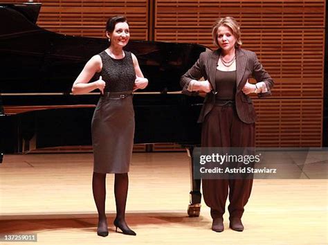 The Song Continues Renee Fleming Master Class Photos And Premium High
