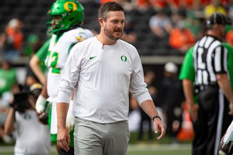 Dan Lannings Faith In Oregons Qb Room Comes Down To Dante Moore And