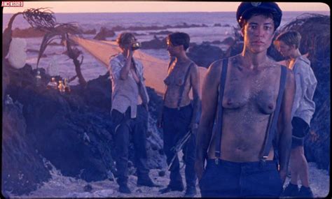 Diane Rouxel Nude Pics Page 1