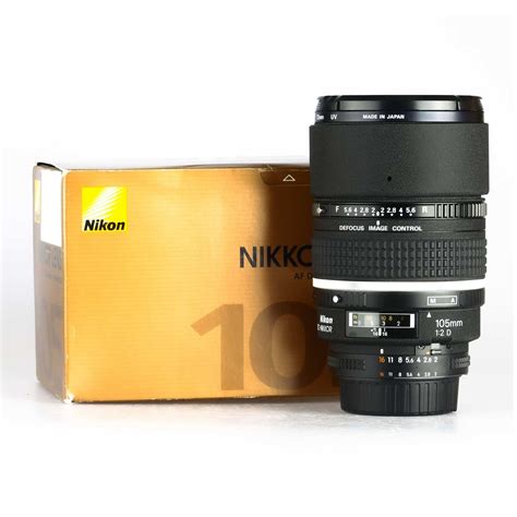 Nikon AF DC-Nikkor 105mm f/2D | Kutuzov Photo