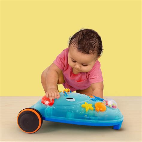 Andador Ballena B Toys · B Toys · El Corte Inglés