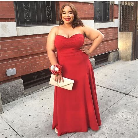 Big Beautiful Black Girls — New York 17 Size 16