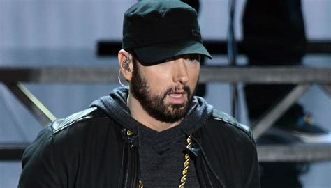 Reação Da Plateia Com Surpresa De Eminem No Oscar Vira Meme Ninguém